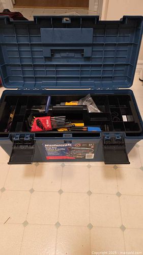 Mastercraft tool Box with Assorted Tools and Trays | Victoria (British Columbia, Canada) PARTNER ...