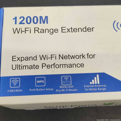 1200Mbps Dual-Band Wi-Fi Range Extender | Maxsold