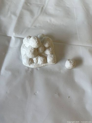 Memory Lane Charlie Brown Linus & Pig Pen Figurines | Maxsold