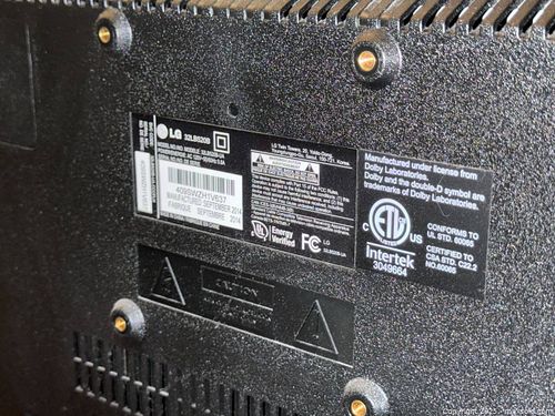 LG 32 inch LCD TV | Maxsold