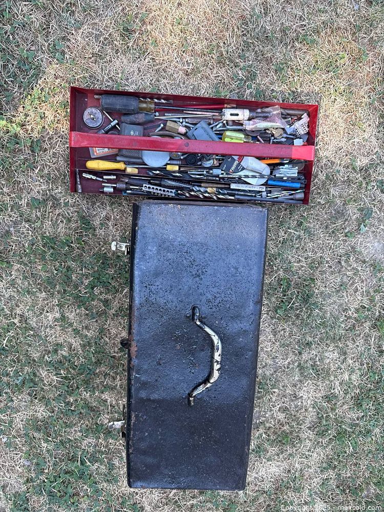 Mixed Hand Tool Lot with Toolbox and Estwing Hammer | Toronto (Ontario ...