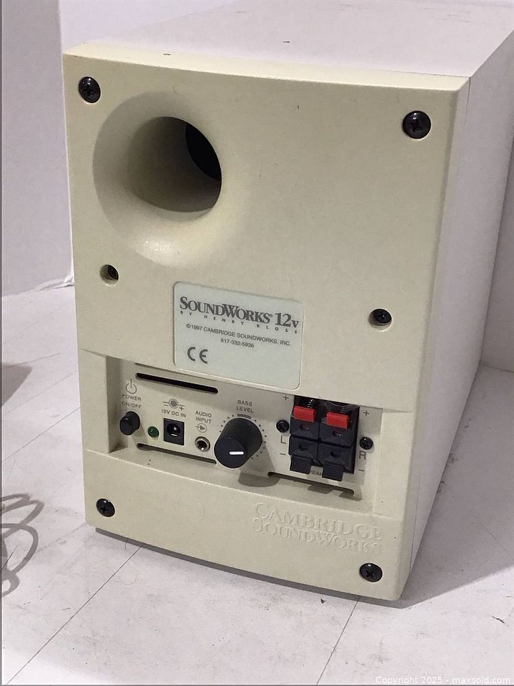 Cambridge Soundworks 12v / Henry Kloss | Carlisle (Massachusetts, USA ...