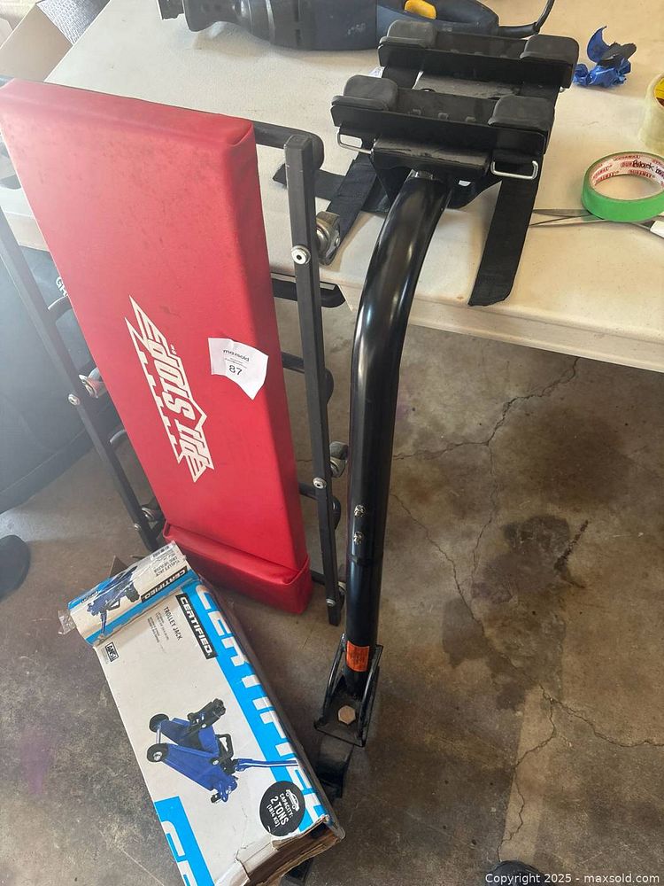 Certified Trolley Jack, Pit Stop Creeper, Bike rack for a Vehicle | Lakeshore (Ontario, Canada ...