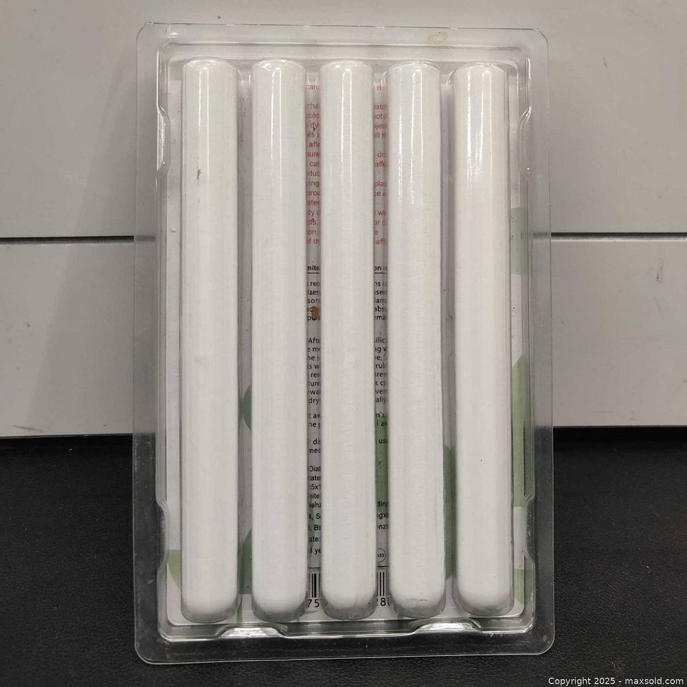 NUHUI diatomaceous earth drying sticks pack | Maxsold