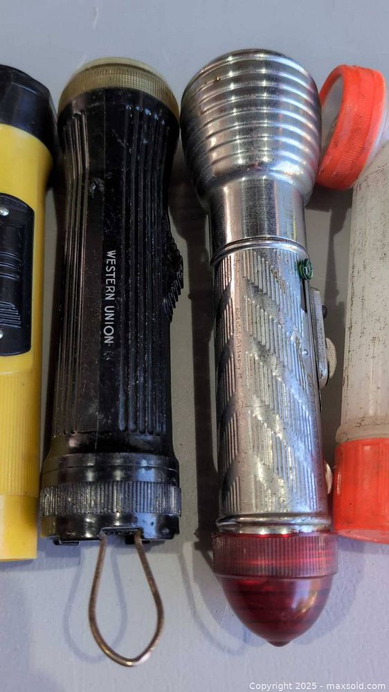 Lot of Vintage Flashlights/Torches, 4, Eveready & Western Union | Niagara-On-The-Lake (Ontario ...