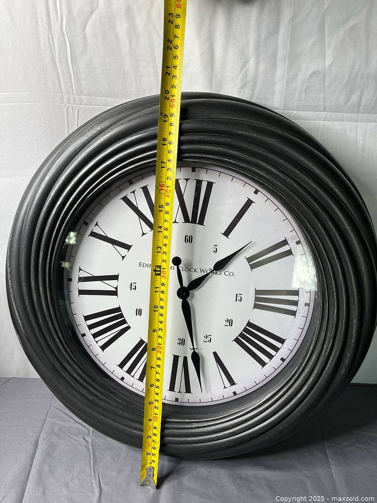 Edinburgh Clock Works round wall clock | Maxsold