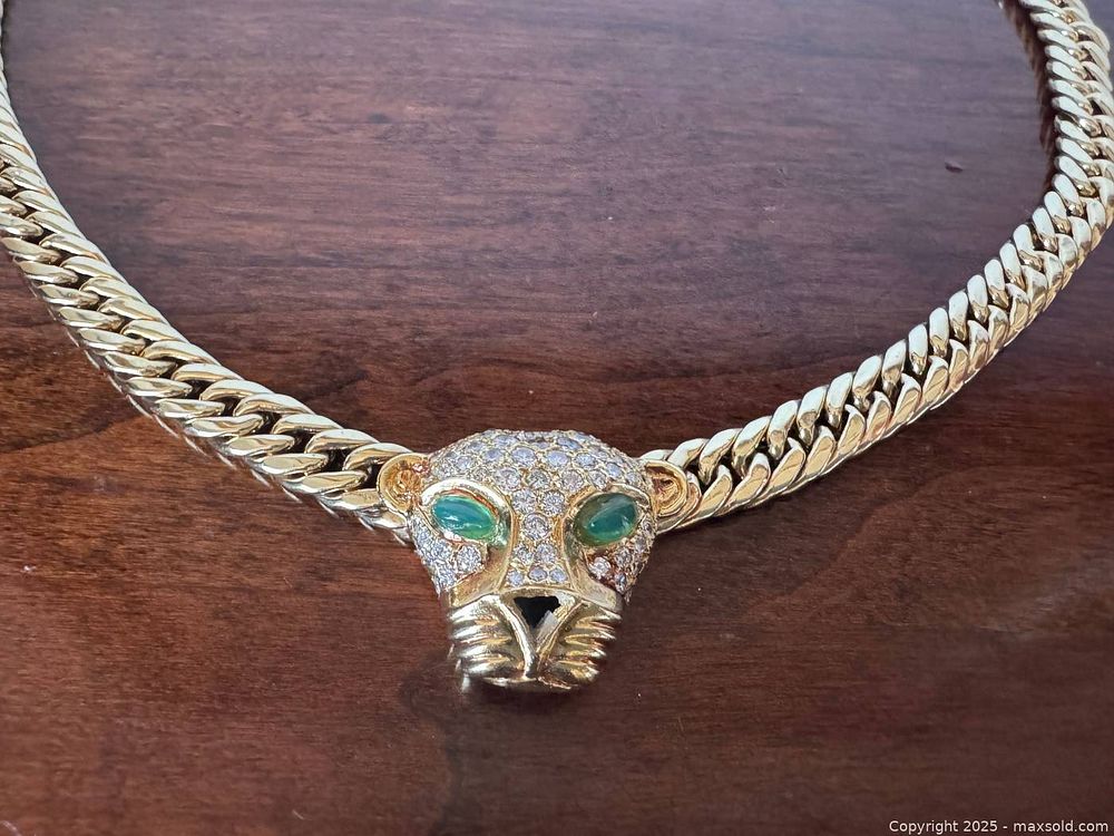 14K gold leopard necklace with diamond and emerald | Maxsold