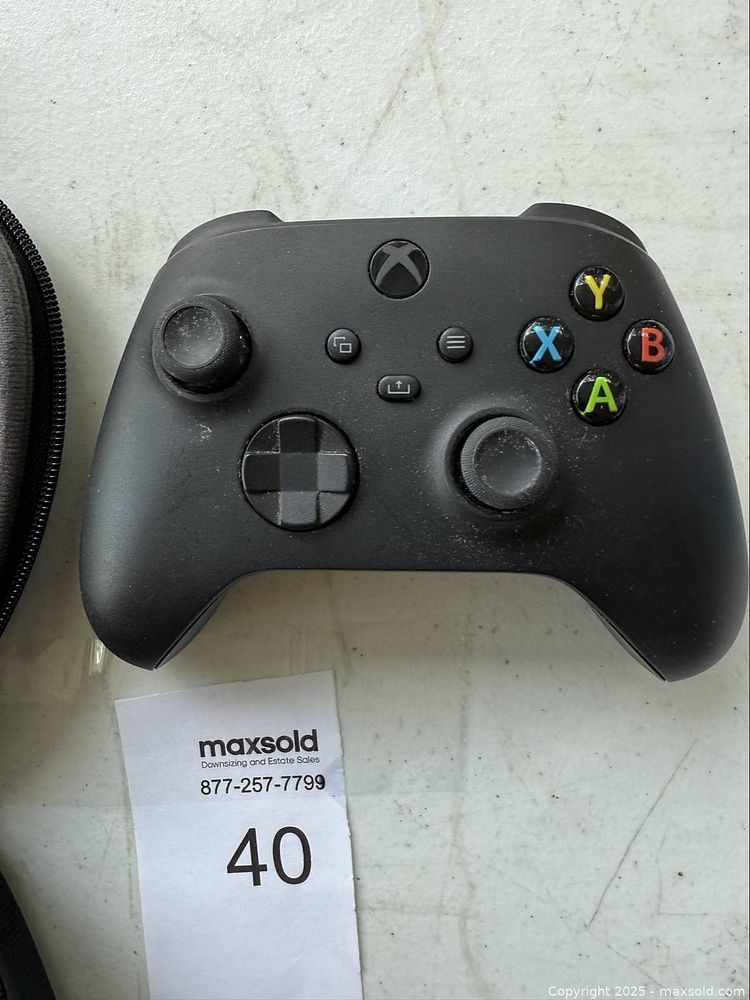 Xbox Elite Controller And Xbox Control | Decatur (Georgia, USA) SELLER MANAGED Reseller Online ...