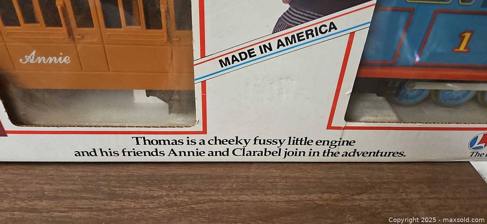 Lionel G Scale Thomas & Friends Train Set | Maxsold