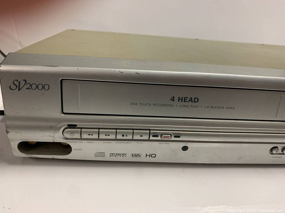 FUNAI SV 2000 VCR DVD Combo Player | Oshawa (Ontario, Canada) SELLER MANAGED Downsizing Online ...