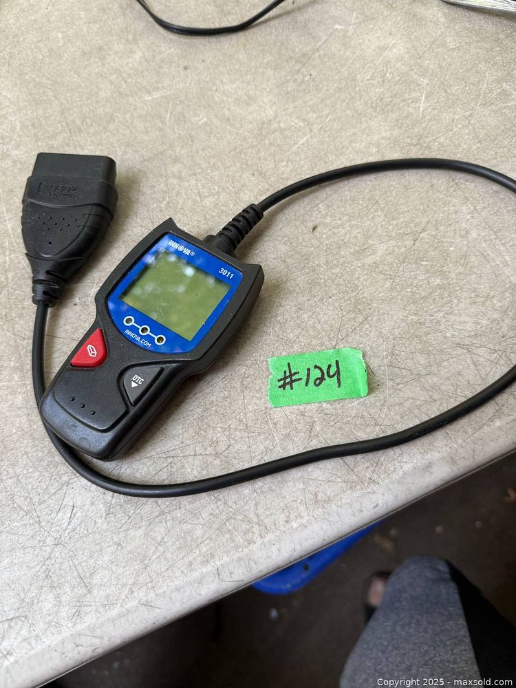 Innova 3011 Code Reader | Maxsold