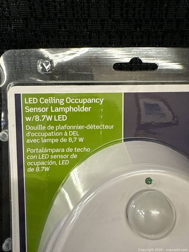 Leviton LED Ceiling Occupancy Sensor Lampholder | Maxsold