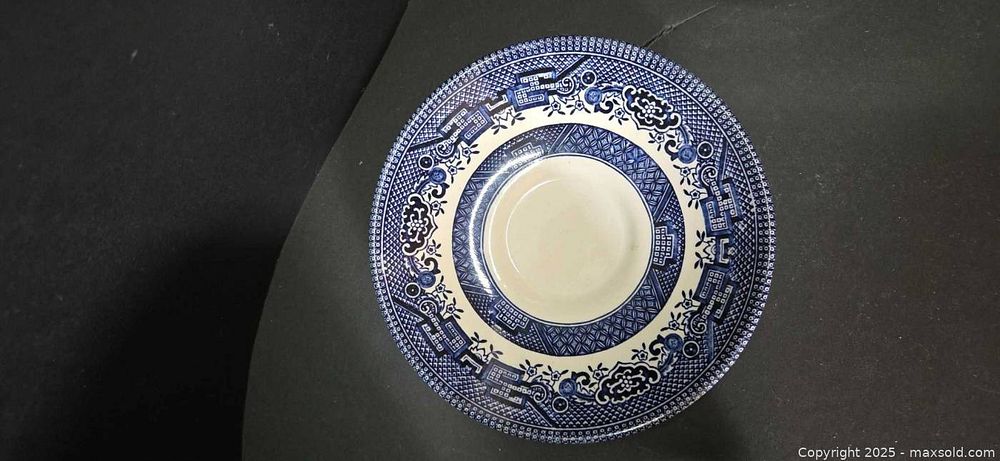Churchill England blue-white ceramic cups and saucers service for five ...