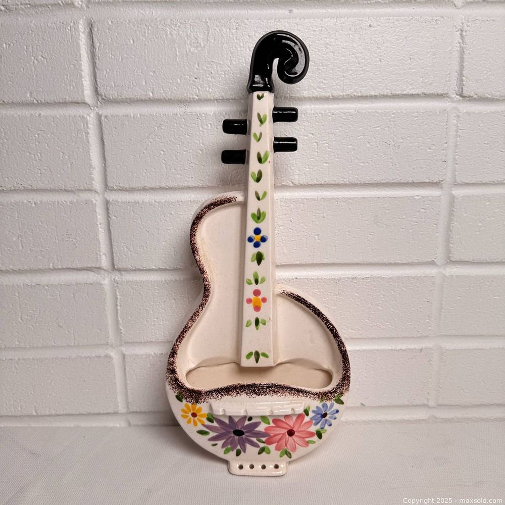 Vintage ceramic violin wall pocket decor 14" | Maxsold