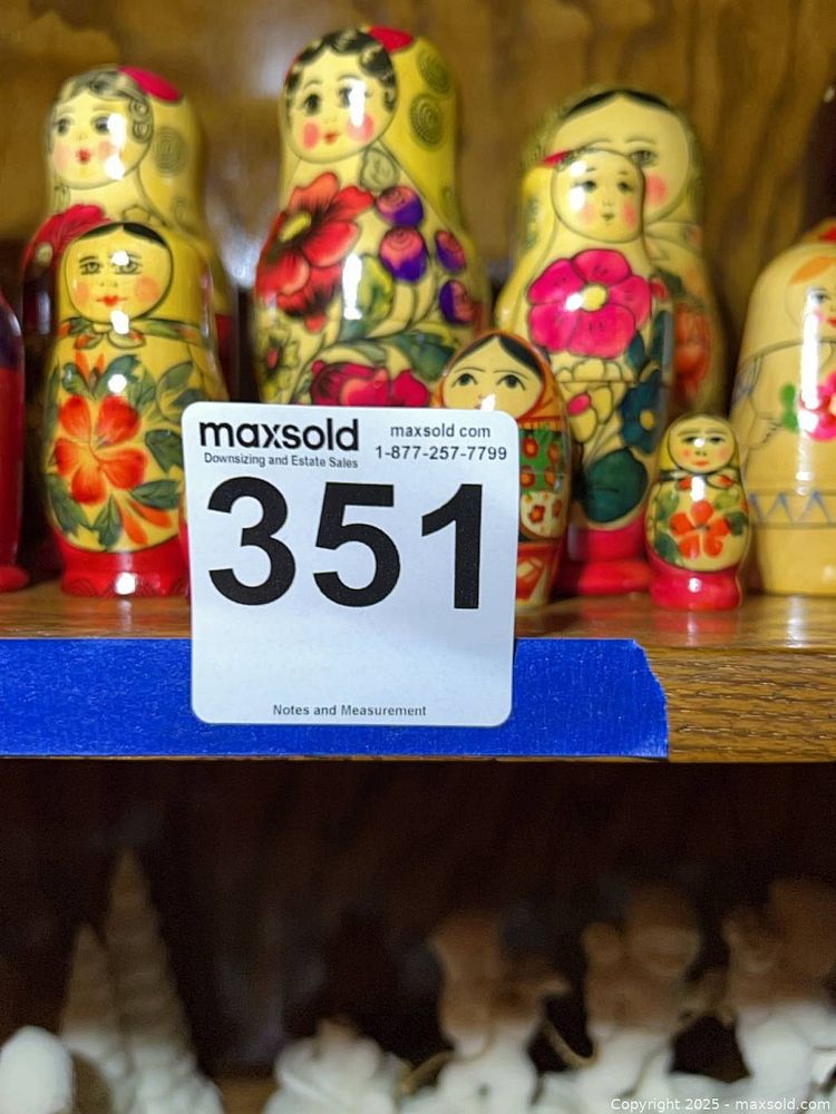 Mixed wooden Matryoshka nesting dolls sets | Maxsold