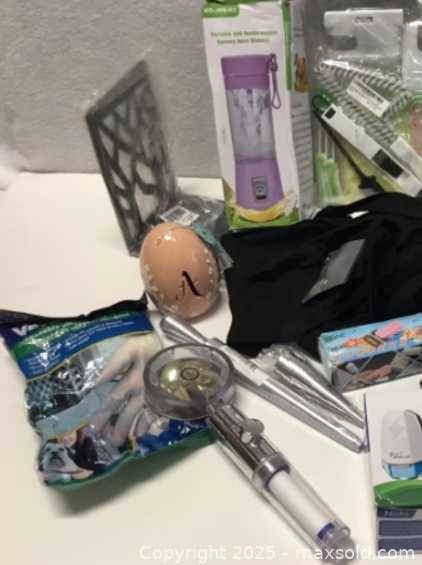 Assorted new home and kitchen items | Maxsold