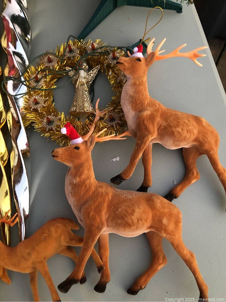 Vintage Christmas decorations assortment | Maxsold