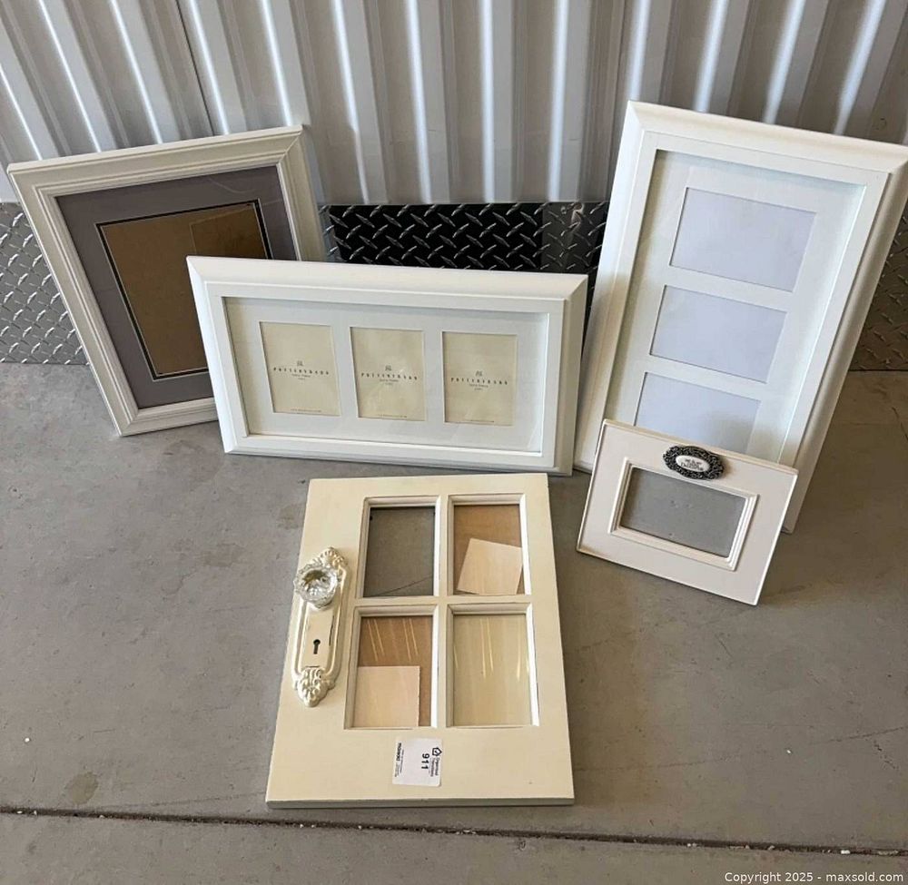 Five picture frames, mixed sizes | Maxsold