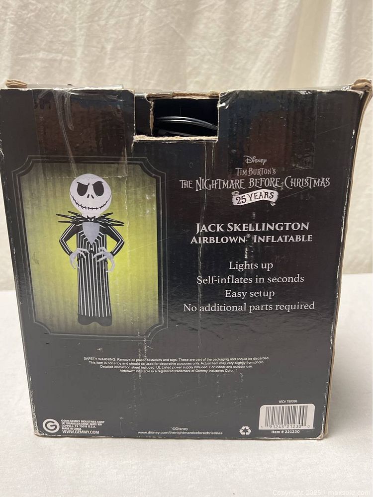 Jack Skellington inflatable & flying ghost | Maxsold