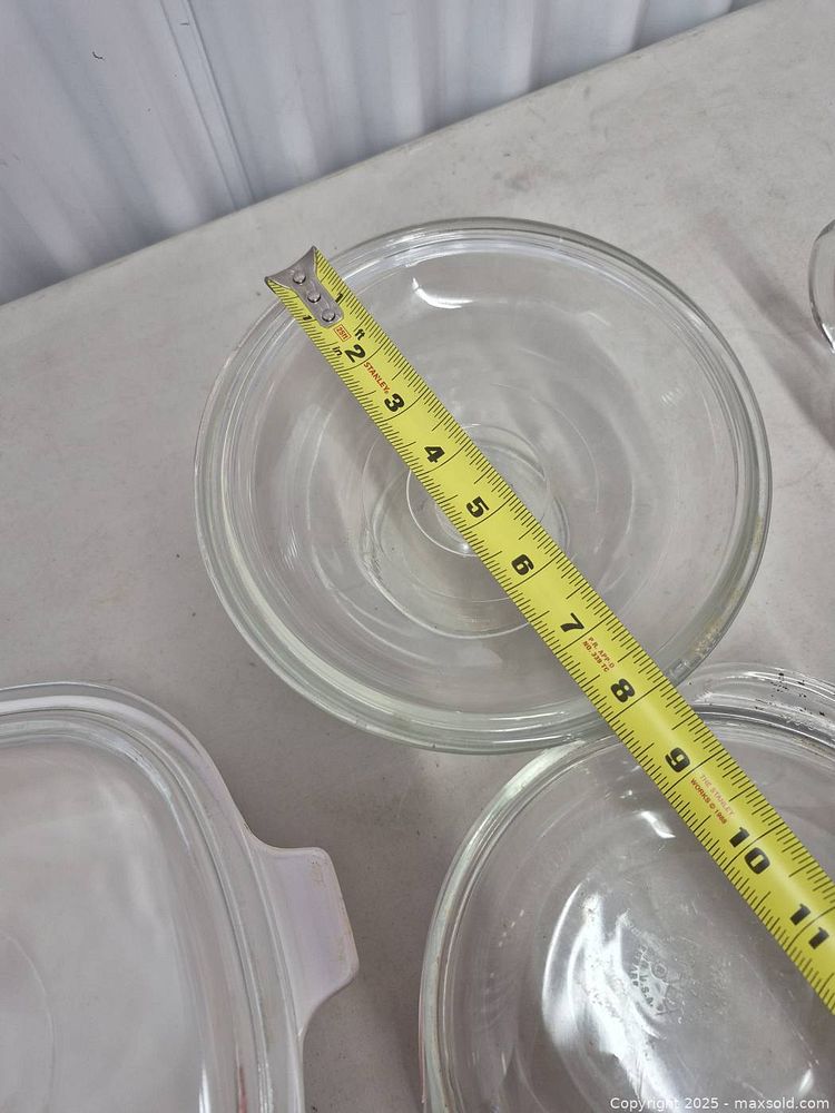 Vintage Pyrex & Corning bakeware set, 9-piece | Maxsold