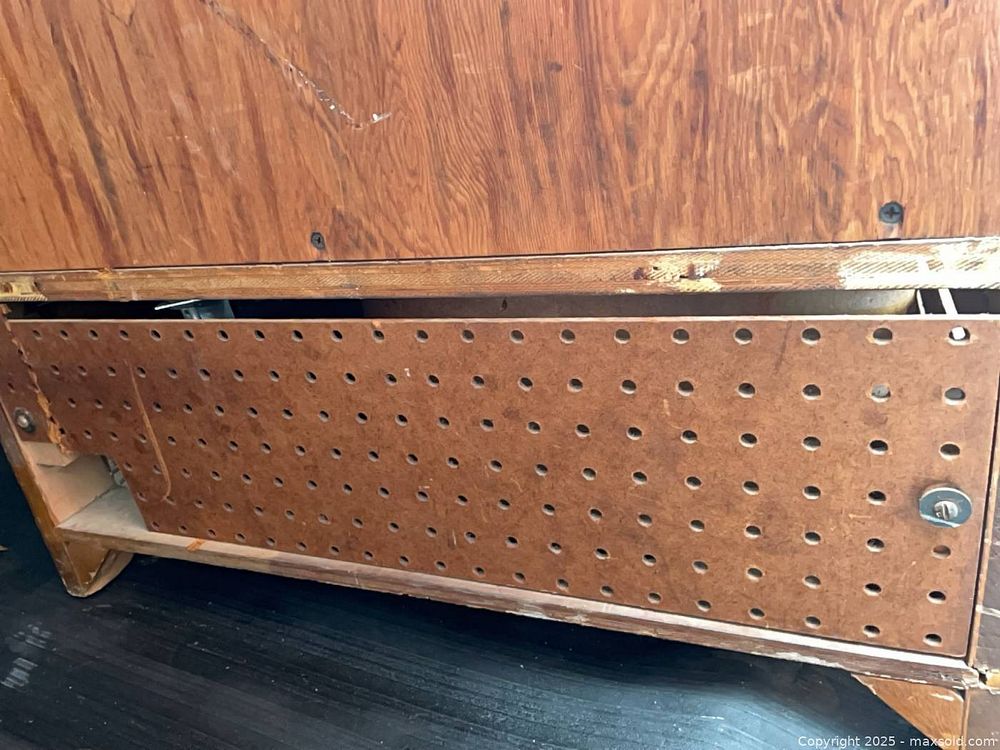 Leslie Model 120 Organ Speaker Cabinet | Maxsold