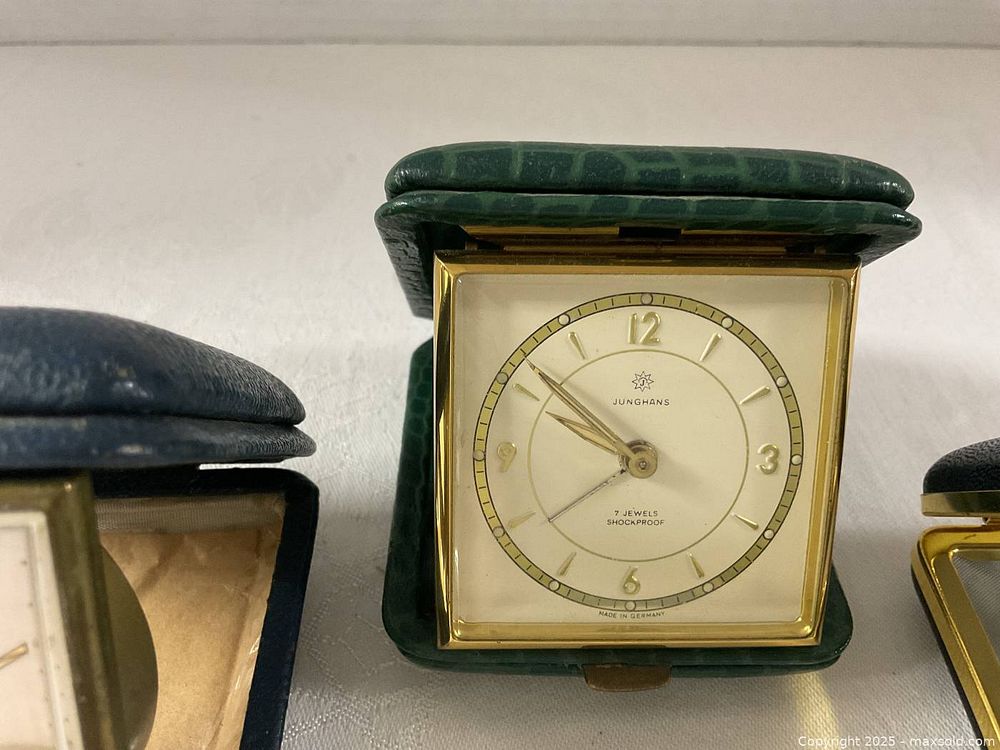 Vintage folding travel alarm clocks | Maxsold