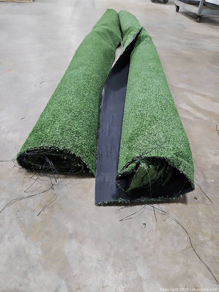 Two artificial grass carpet rolls | Maxsold