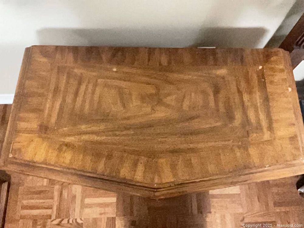 Pair of vintage solid wood nightstands | Maxsold