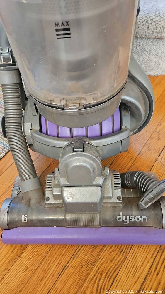 Dyson DC15 Upright Bagless Vacuum – Purple/Gray | Toronto (Ontario ...
