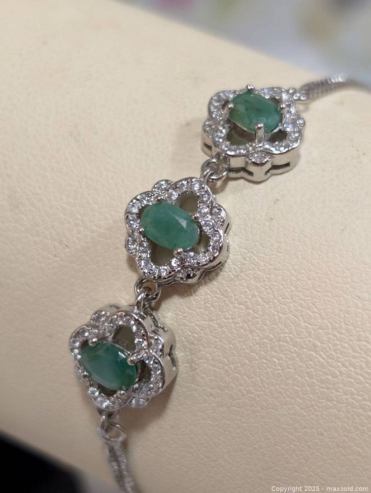 Silver 5.72g Emerald & CZ 8" Bracelet | Maxsold