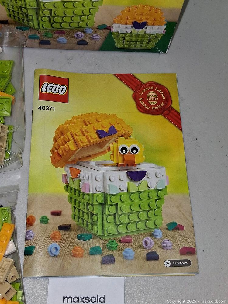 LEGO Set 40371 Easter Egg 239-Piece | Maxsold