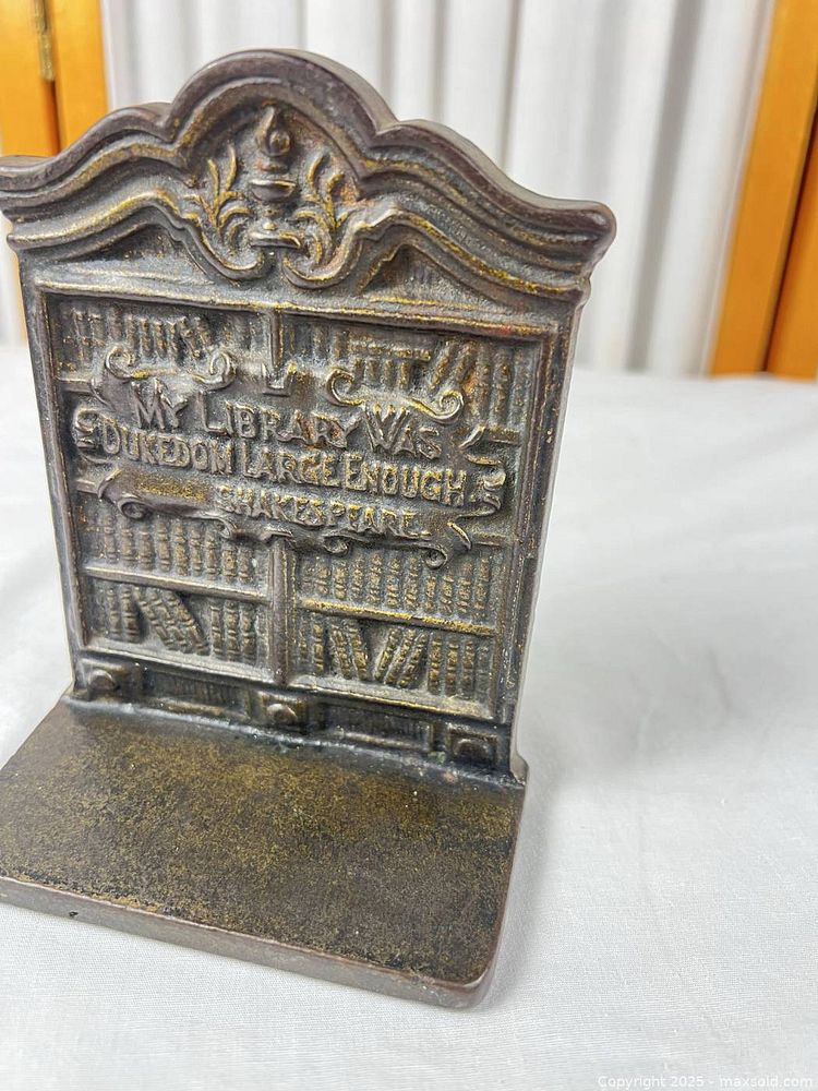 Vintage Bradley & Hubbard Cast Iron Shakespeare Bookend | Campbell ...