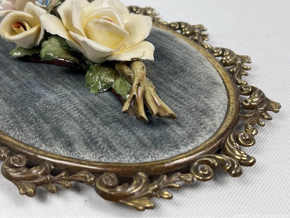 Vintage Roses in Padded Velvet Wall Decor | Campbell (California, USA ...