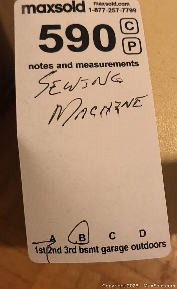 Husqvarna Optima 620 Sewing Machine with Case and Manual | Maxsold