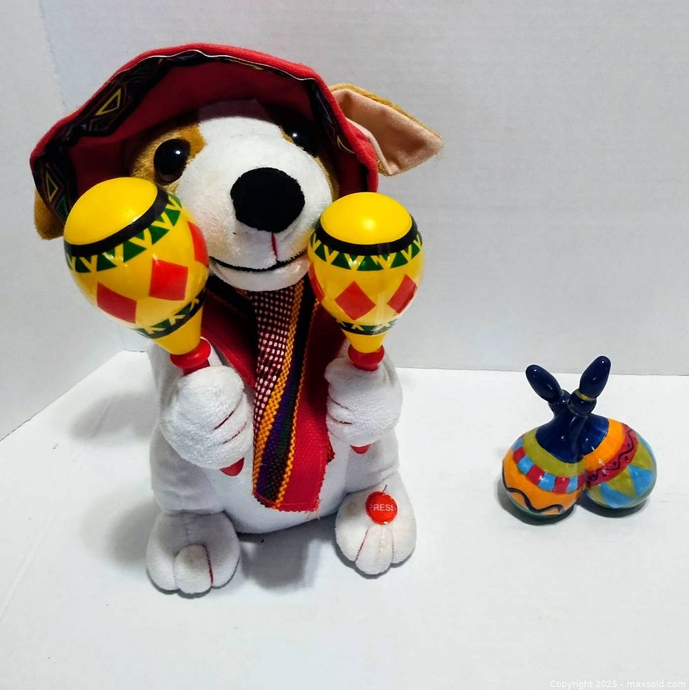 Animated singing Macarena plush dog | Maxsold
