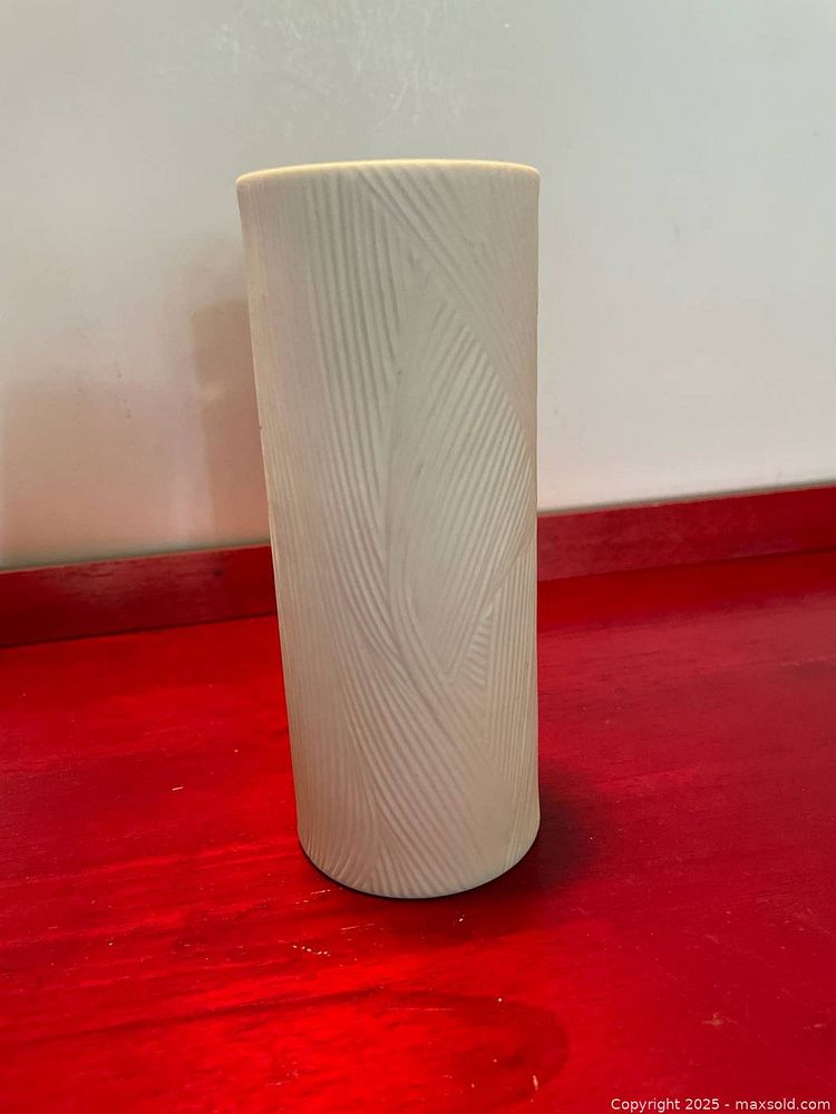 Rosenthal Studio-Linie White Porcelain Vase | Maxsold