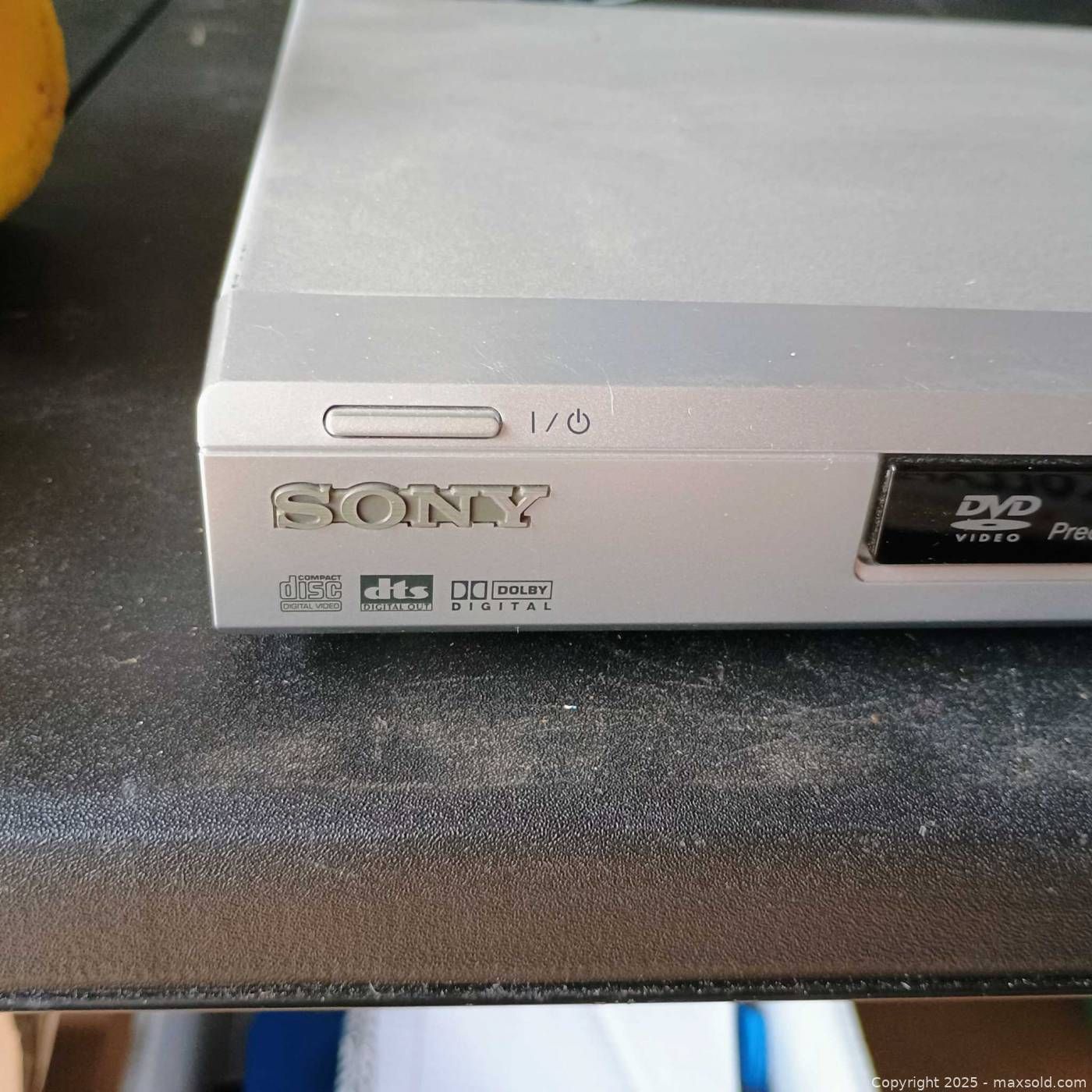 Sony silver DVD player with power cord | Maxsold