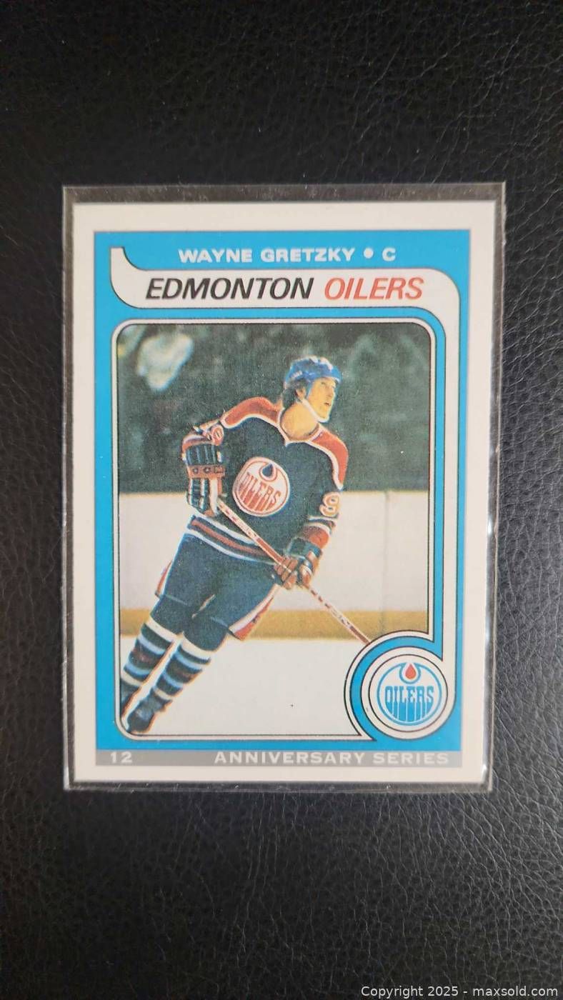 Wayne Gretzky O-Pee-Chee Anniversary Series #12 hockey card | Maxsold