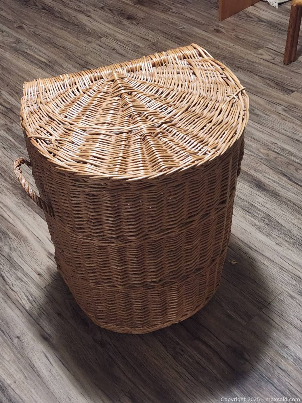 Half-Round Lidded Wicker Laundry Hamper | Maxsold