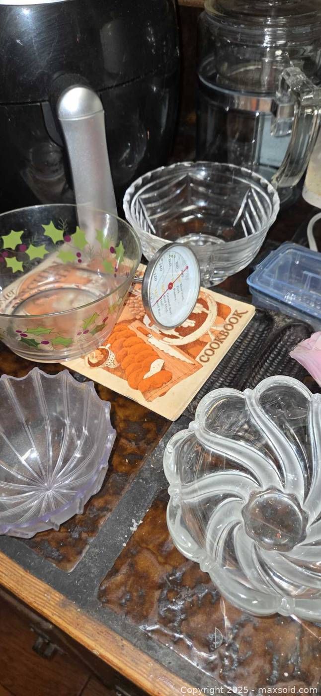 Mockins Air Fryer, Aroma Rice Cooker, George Foreman Grill, stovetop ...