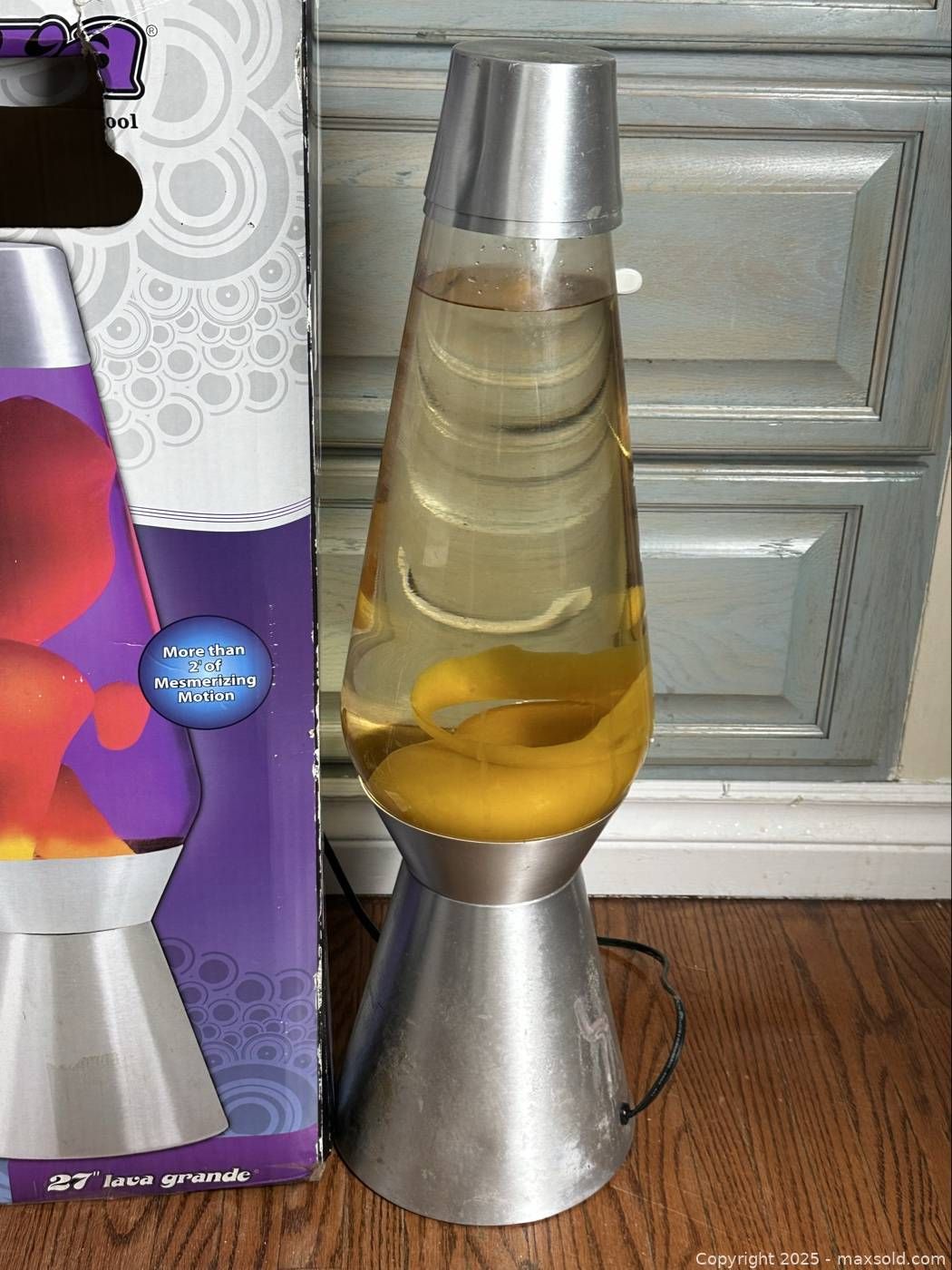 27-Inch Lava Grande Lamp with Box | Maxsold