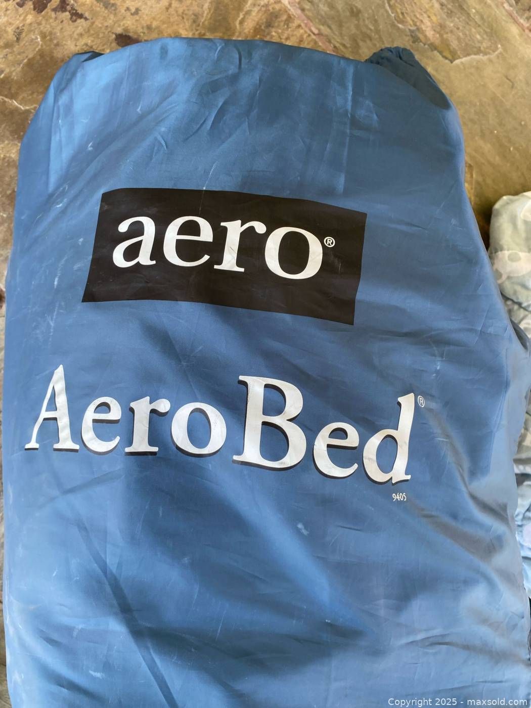 Aerobed inflatable air mattress with cover | Maxsold