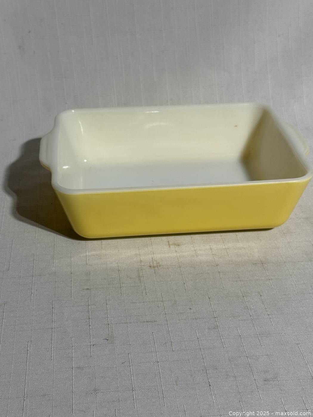 Vintage Pyrex Yellow Primary Colour Fridge Casserole Baking Dish ...