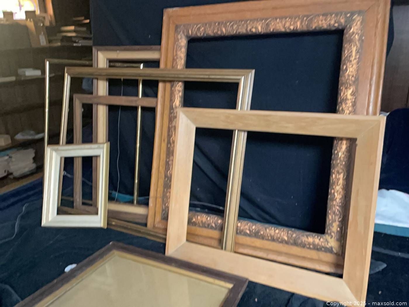 8 assorted empty picture frames mixed finishes | Maxsold