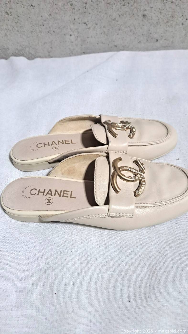 Chanel SS 2020 Beige Leather CC Mules Size 6 | Maxsold