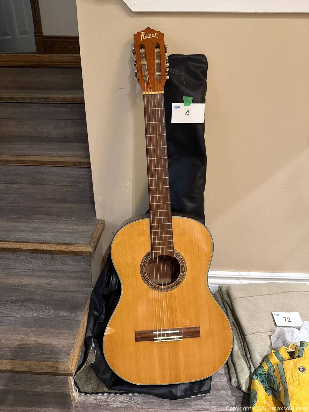 Raven 39" Classical Acoustic Guitar with Gig Bag | Maxsold