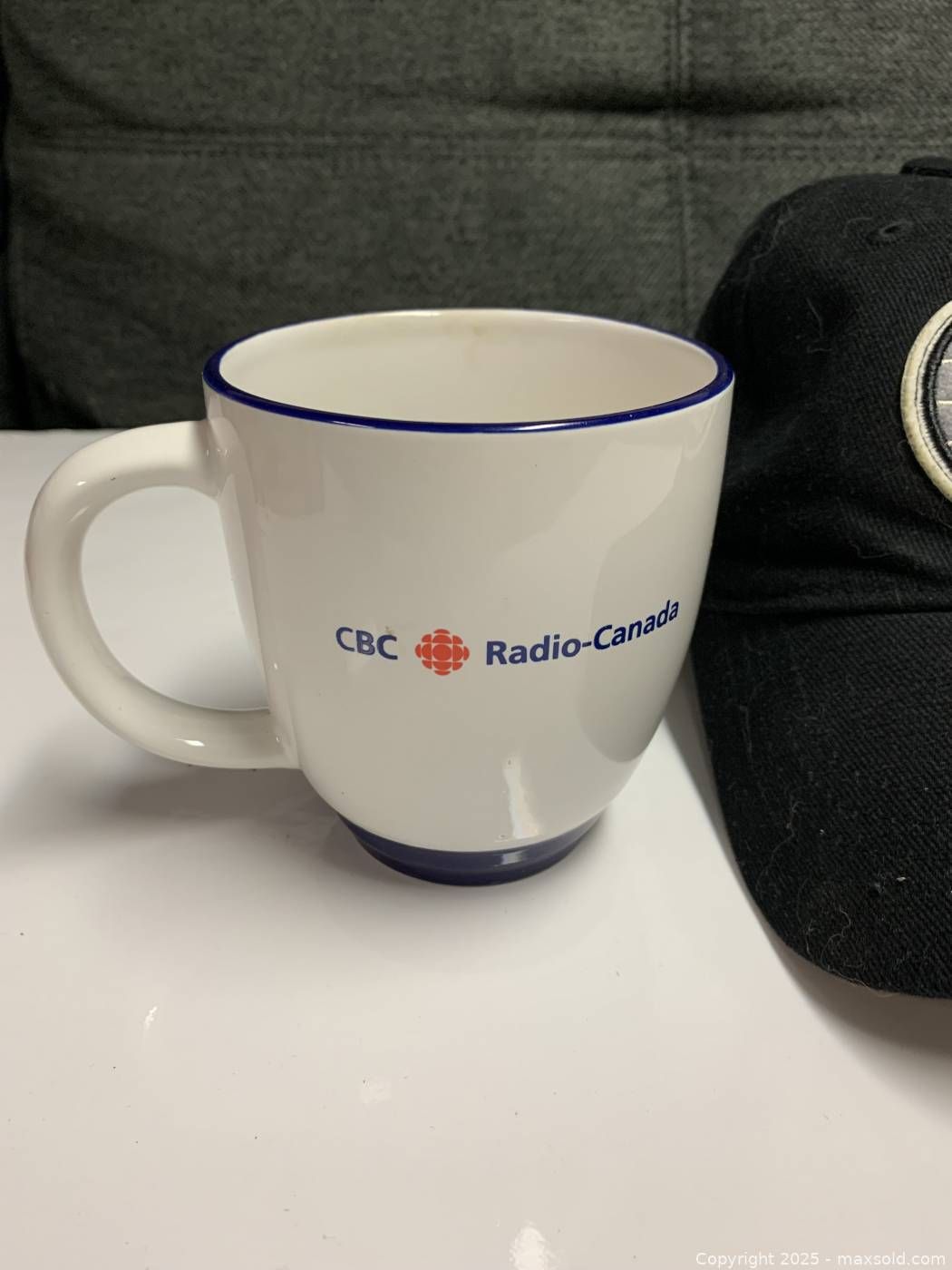 CBC Radio Canada Hat & Mug | Oshawa (Ontario, Canada) SELLER MANAGED Downsizing Online Auction ...