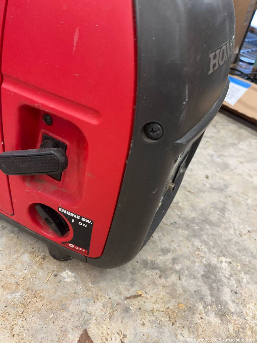 Honda EU2000i Inverter Generator | Maxsold