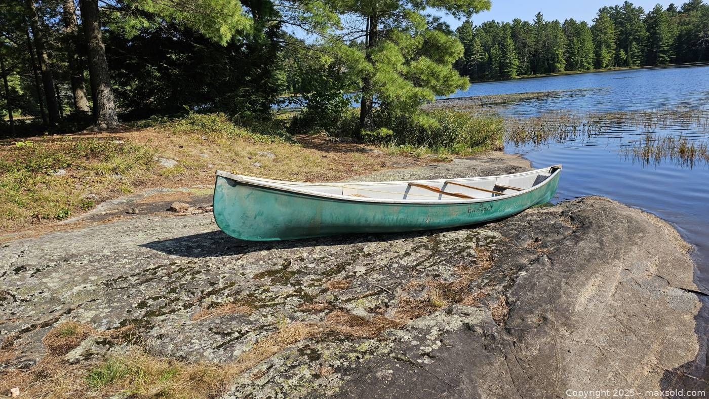 Evergreen 16 ft fiberglass tandem canoe | Maxsold