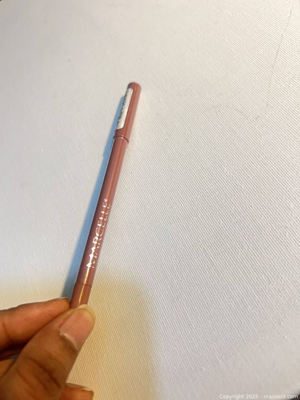 Velvet Gel lip liner pencil mauve dusty rose | Maxsold